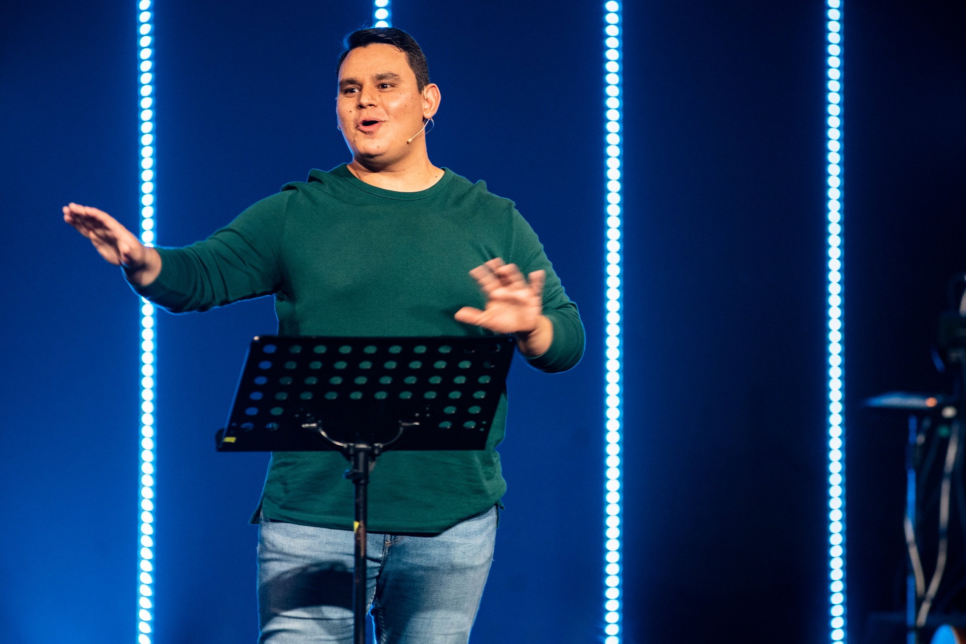 Nuestra armadura II - Luis Fernando Caravaca - Comunidad PAS App