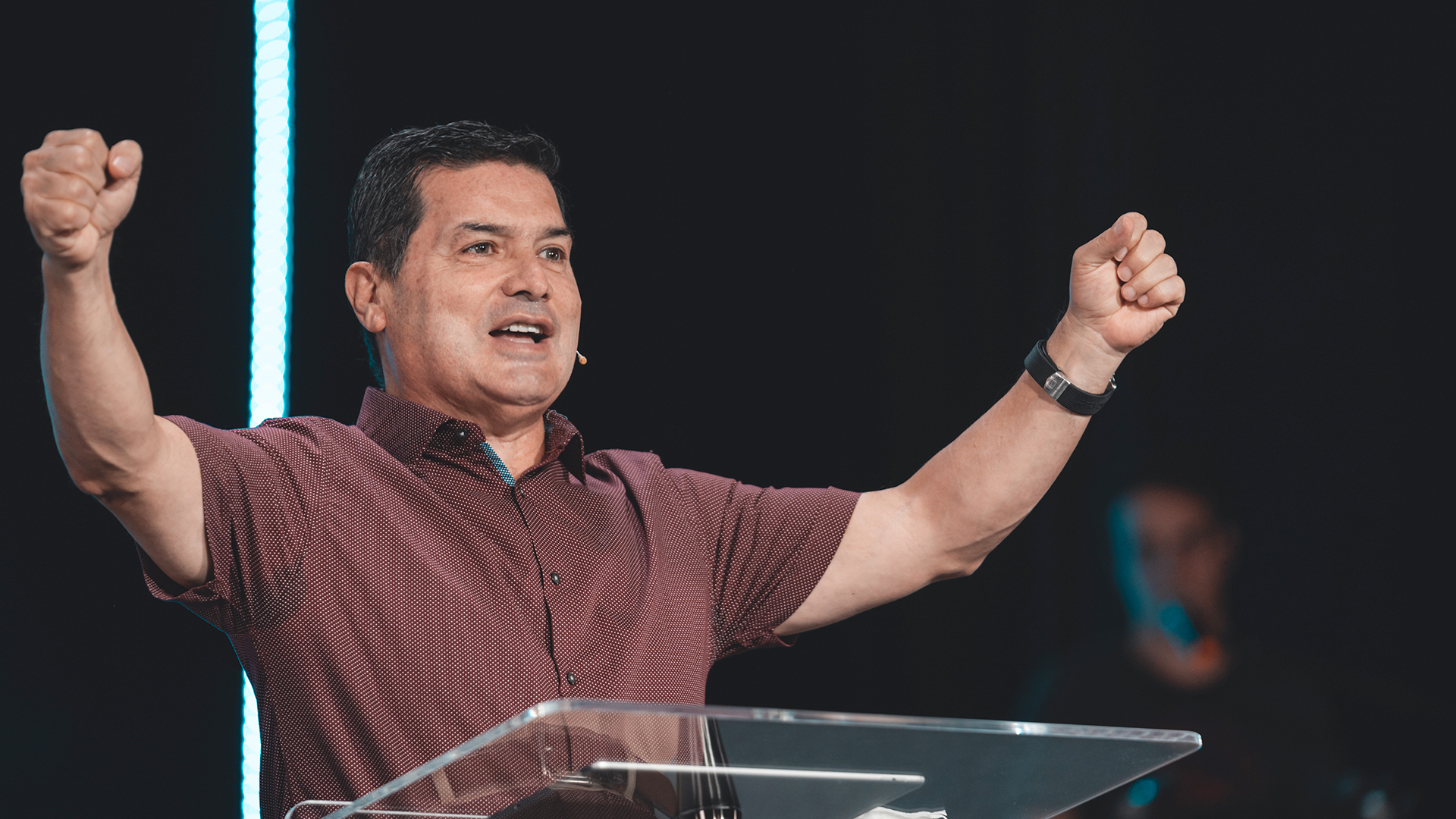 Un buen nombre - Pastor Alejandro Castro - Comunidad PAS App